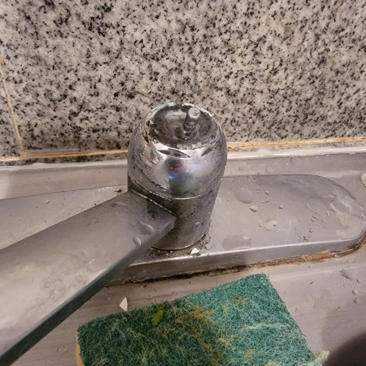 Check out my new kitchen sink handle!